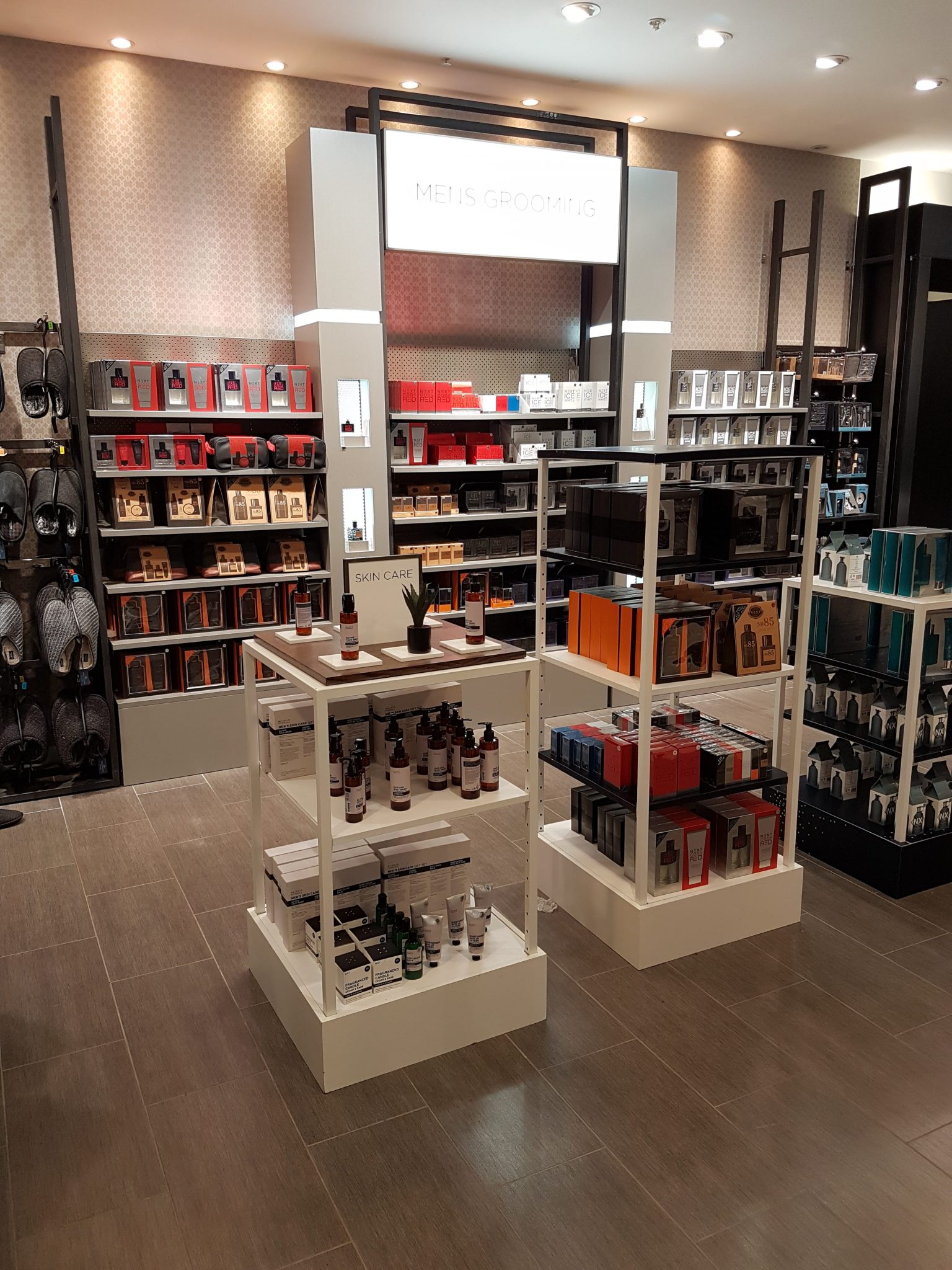 Men's Grooming Display for Next - Display By Design